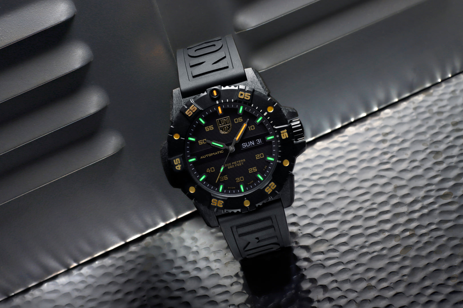 The Gold Standard of Outdoor Watchmaking – Luminox Europe